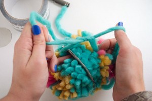 Comment faire des pompons en laine | The Blog - FR